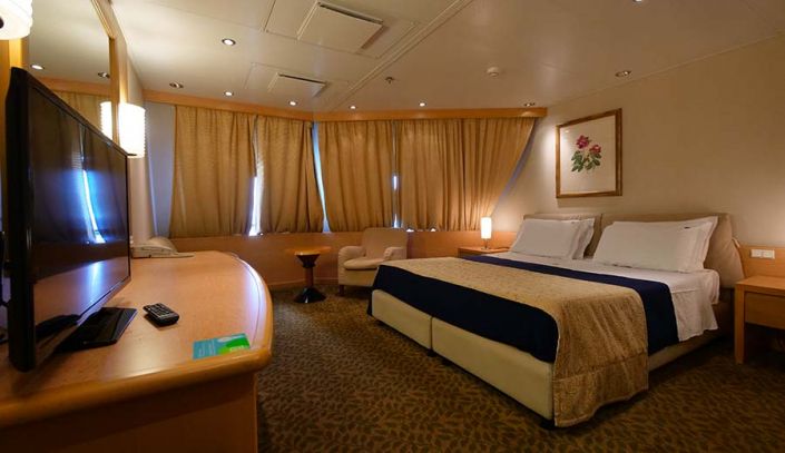 Superior external cabins - Grimaldi Lines