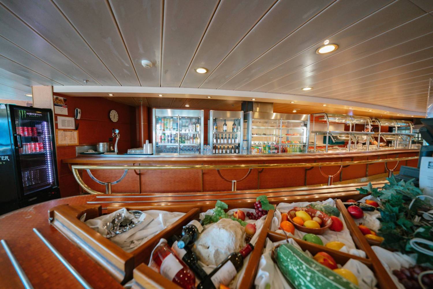 Discover the KYDON PALACE - Grimaldi Lines