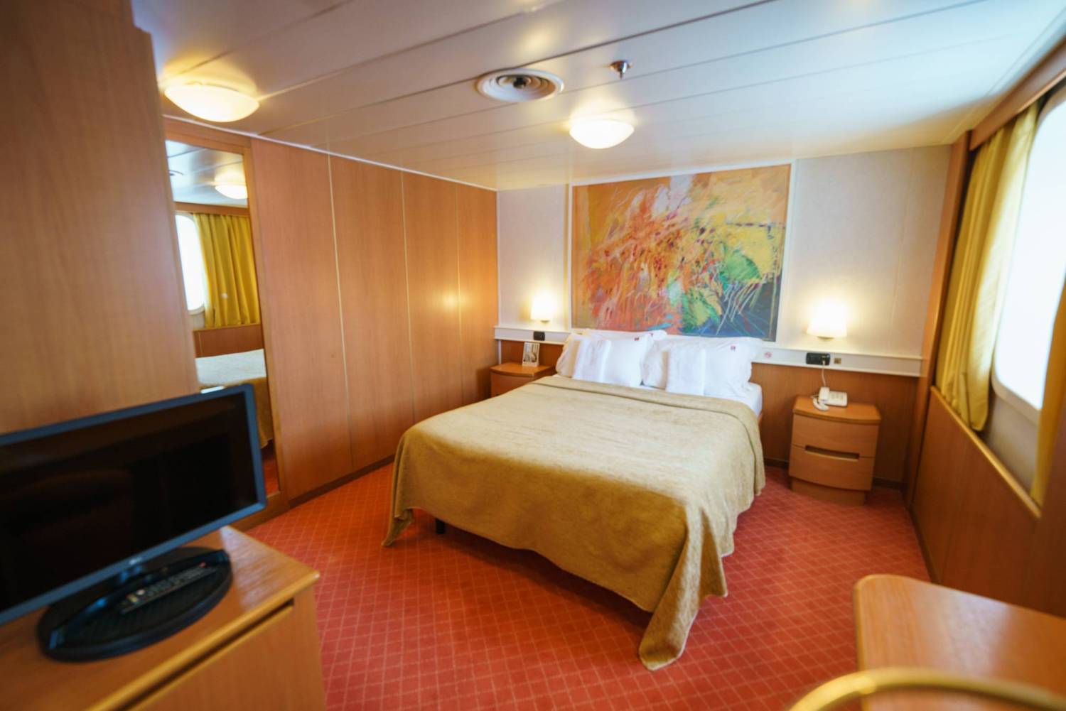 Discover the KYDON PALACE - Grimaldi Lines