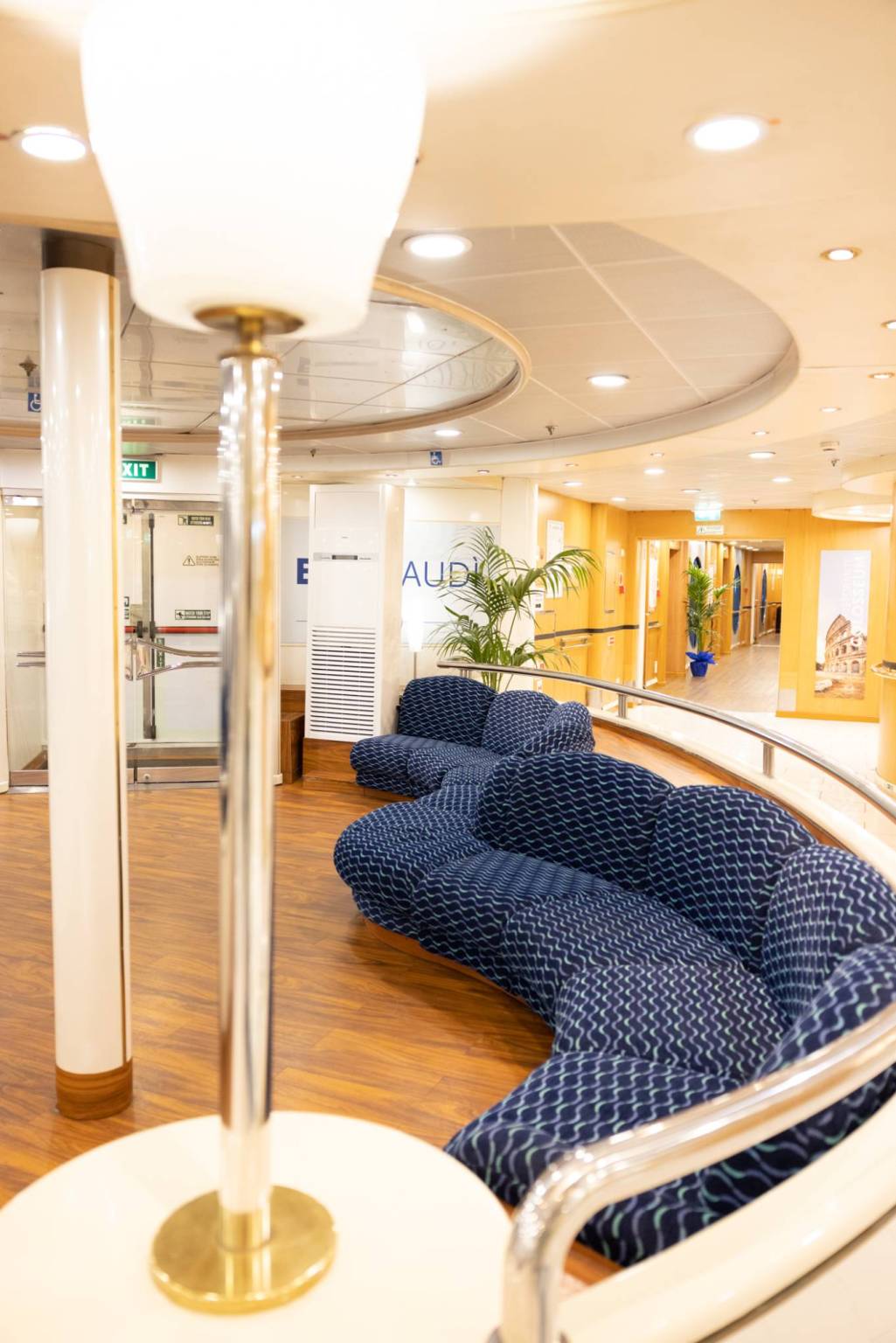 ZEUS PALACE - Grimaldi Lines